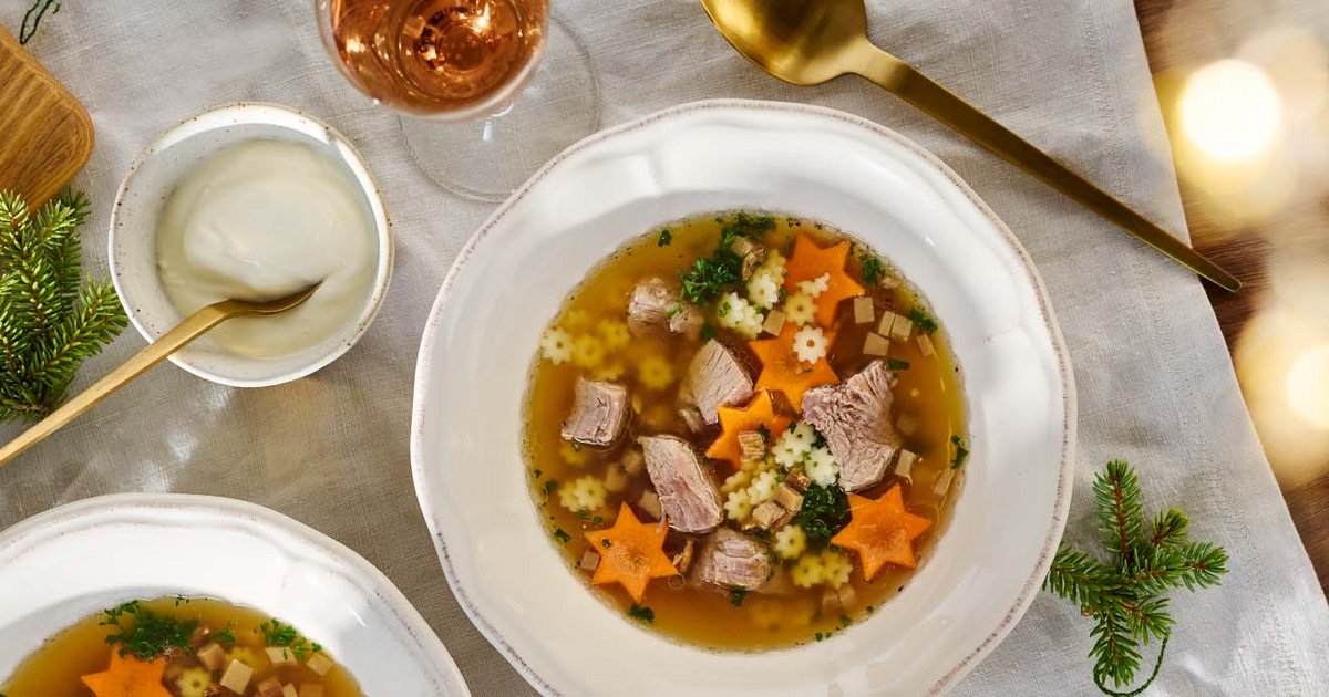 Böhmische Festtagssuppe mit Truten | Rezept | Kikkoman
